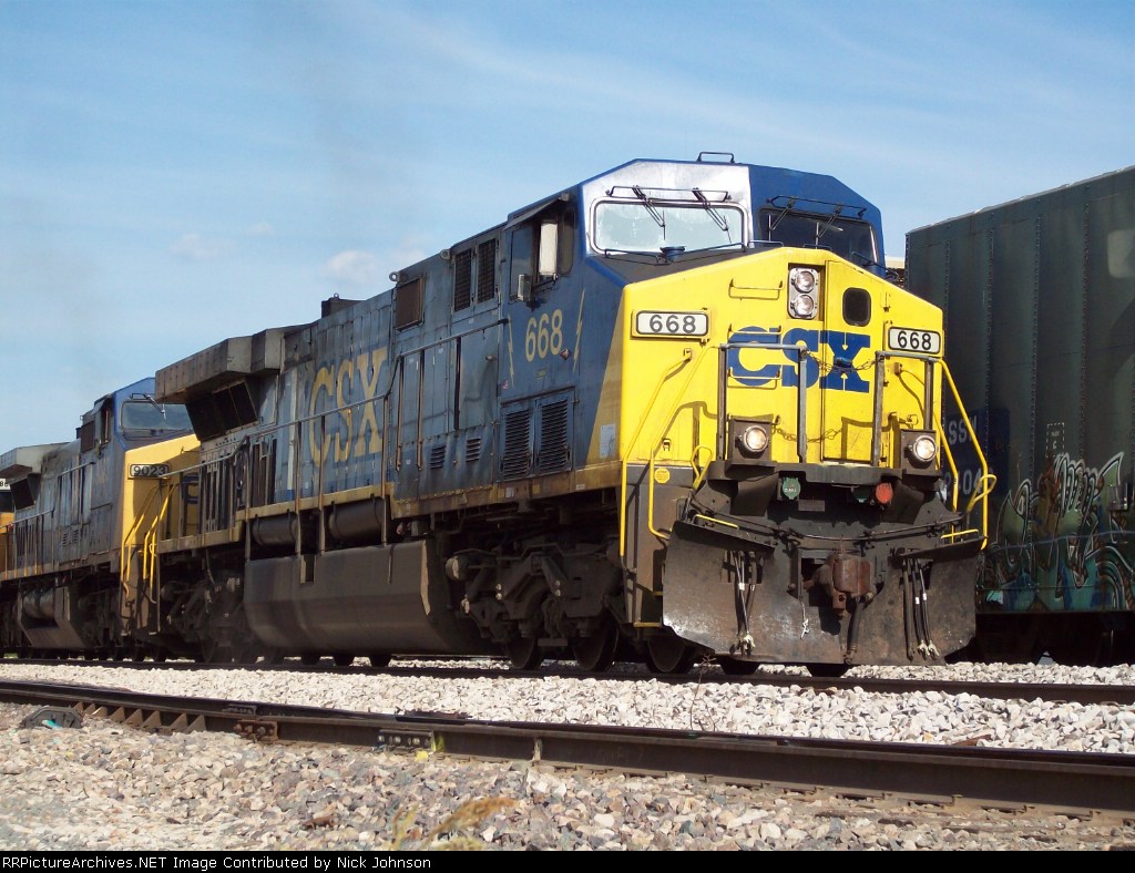 CSX 668